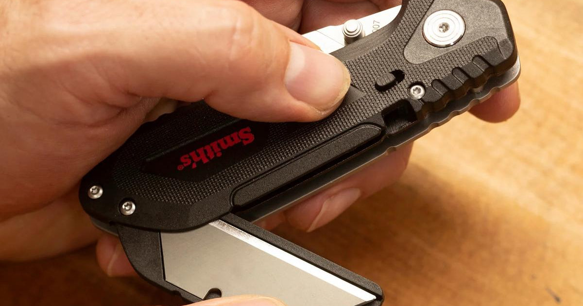 Smiths Utility Folding Razor Knife – BushWear